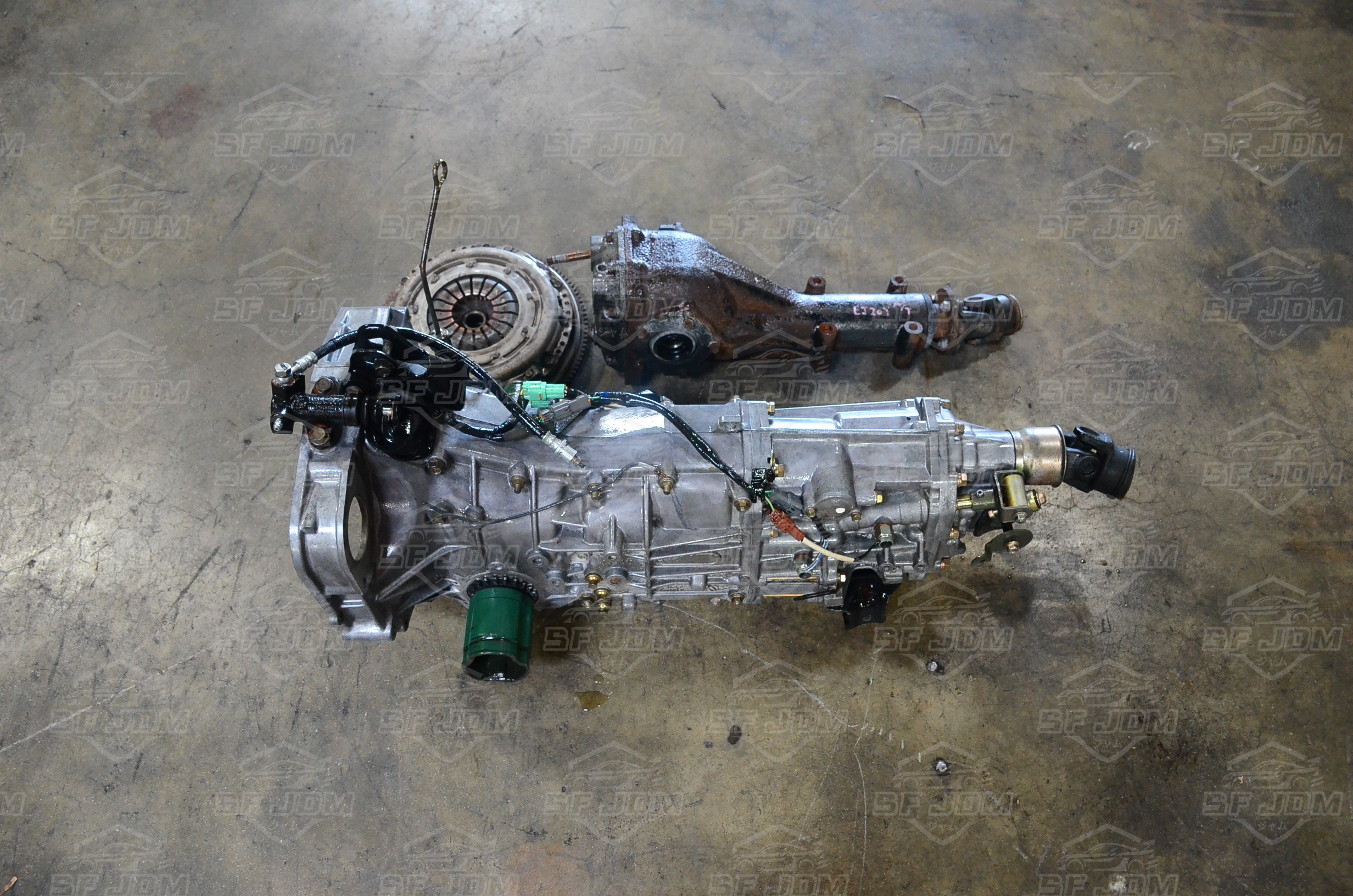 JDM 2006-2014 Subaru WRX 5 Speed TRANSMISSION Rear Diff 4.11 FD FOR ...