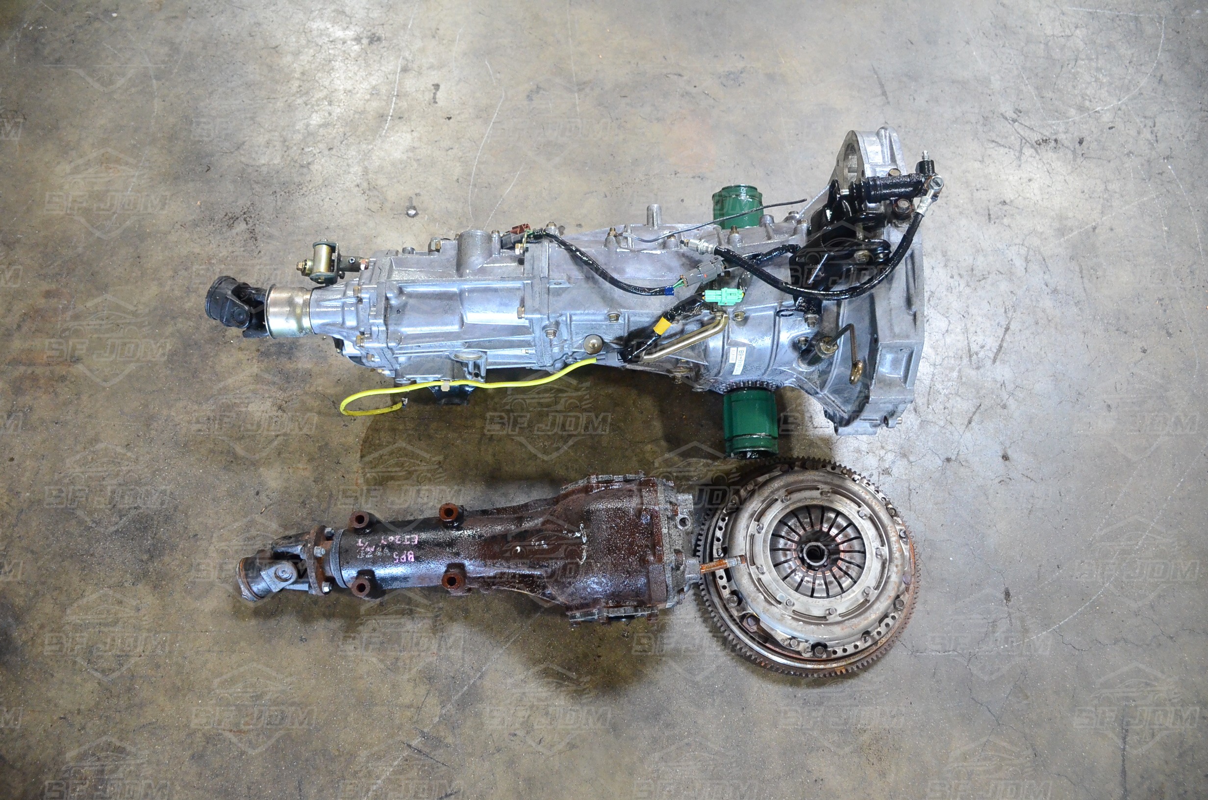 JDM 2006-2014 Subaru WRX 5 Speed TRANSMISSION Rear Diff 4.11 FD FOR ...